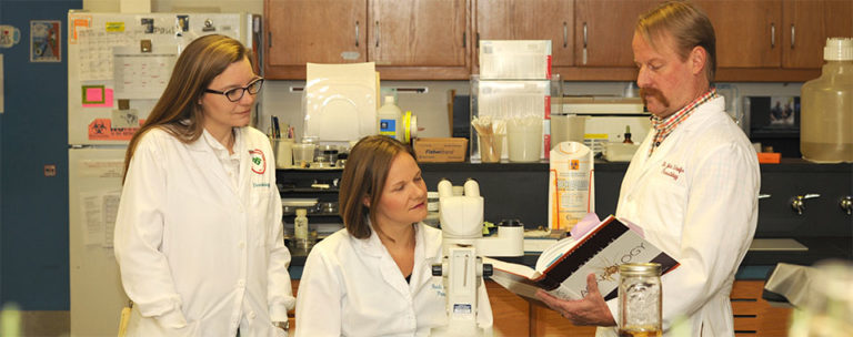 Parasitology | College of Veterinary Medicine